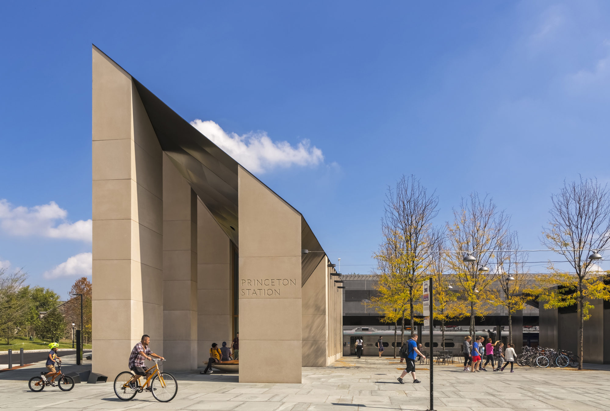 Princeton Transit Hall and Market – Studio Rick Joy